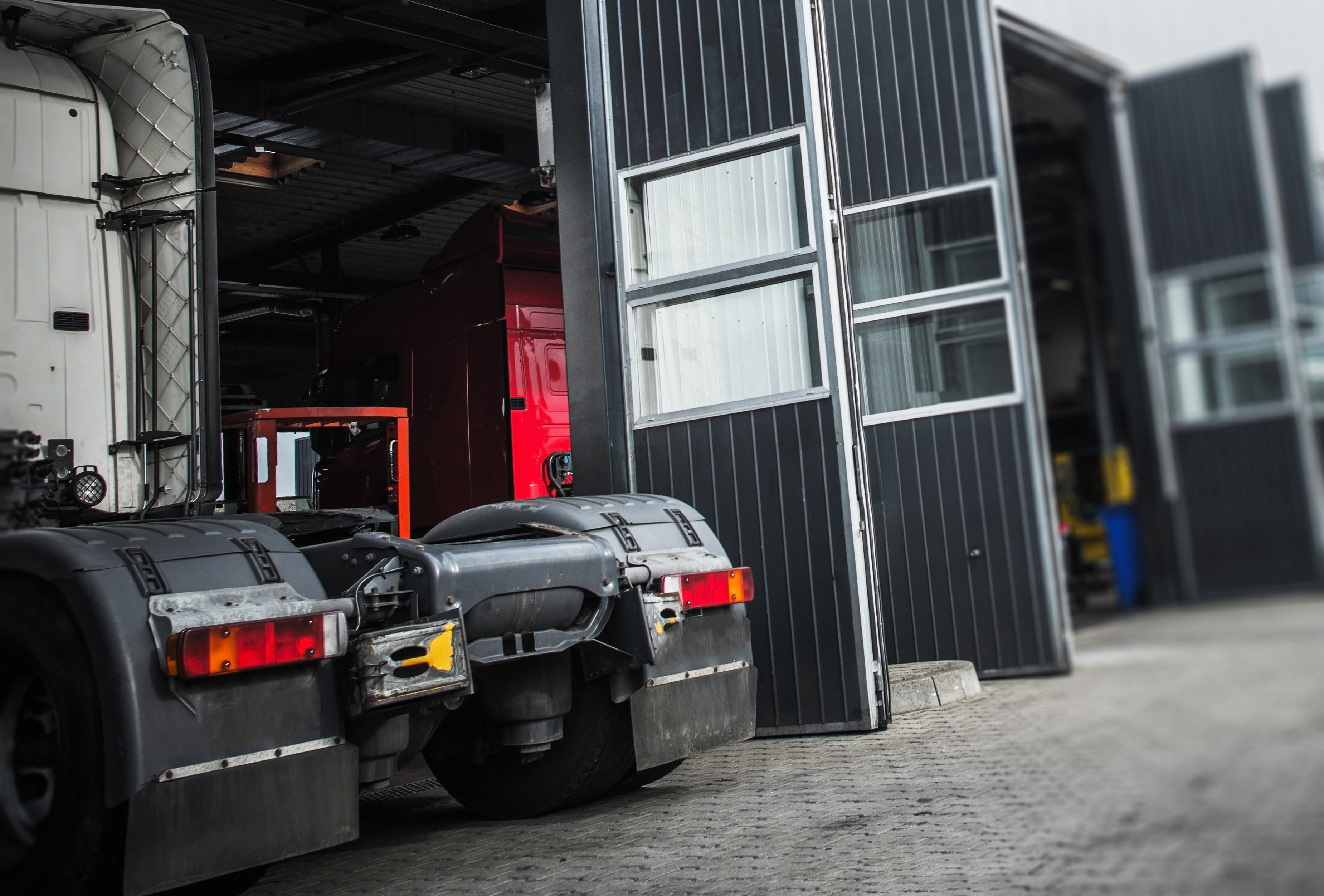 The Benefits of Full Truck Detailing | McCoy's Truck Detailing – McCoys ...